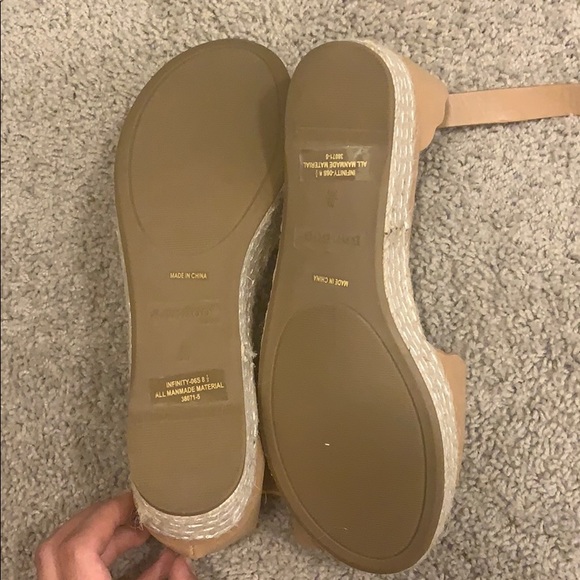 BAMBOO | Shoes | Bamboo Scallop Espadrille Tan Platform Sandals | Poshmark